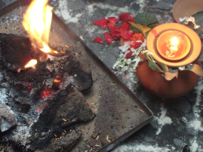 Vedic rituals after death in a Brahmin Family | Espírito Kashi